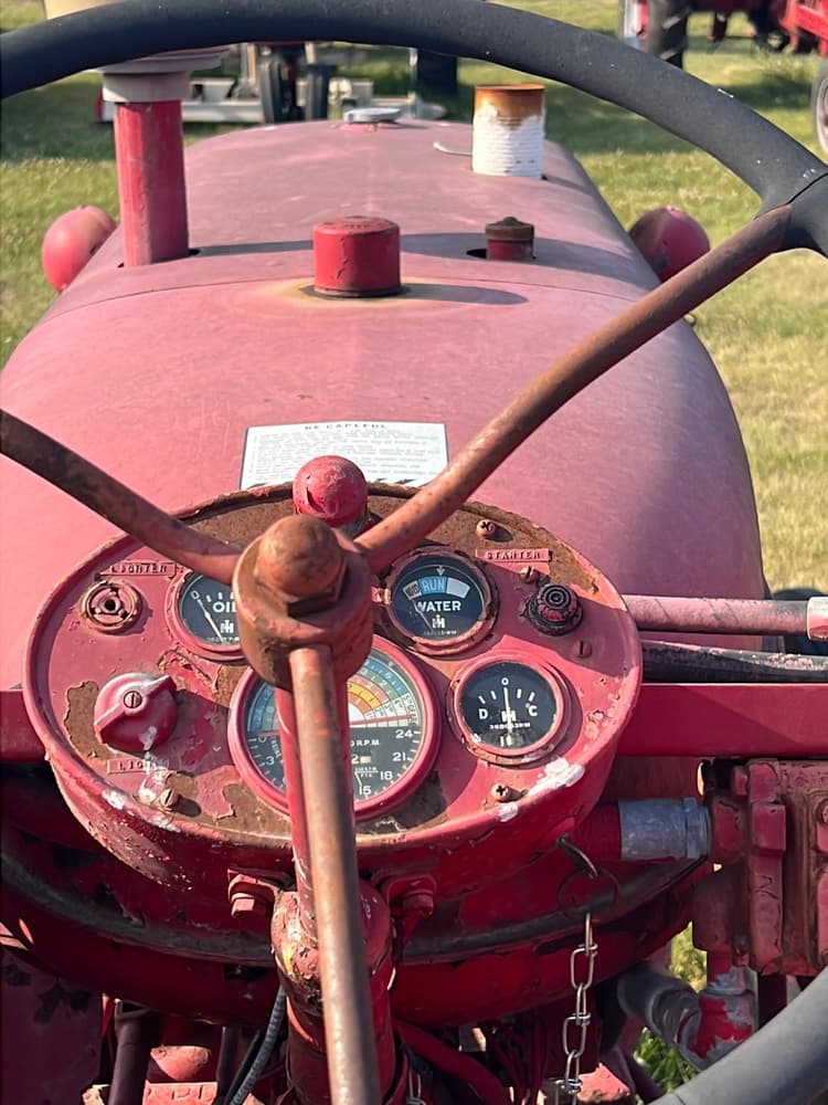 International Harvester 600 Tractors 40 to 99 HP for Sale | Tractor Zoom