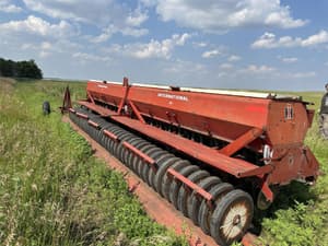 SOLD - International Harvester 620 Planting with --- In | Tractor Zoom