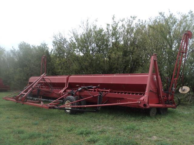 International Harvester 6200 Planting Grain Drills for Sale | Tractor Zoom