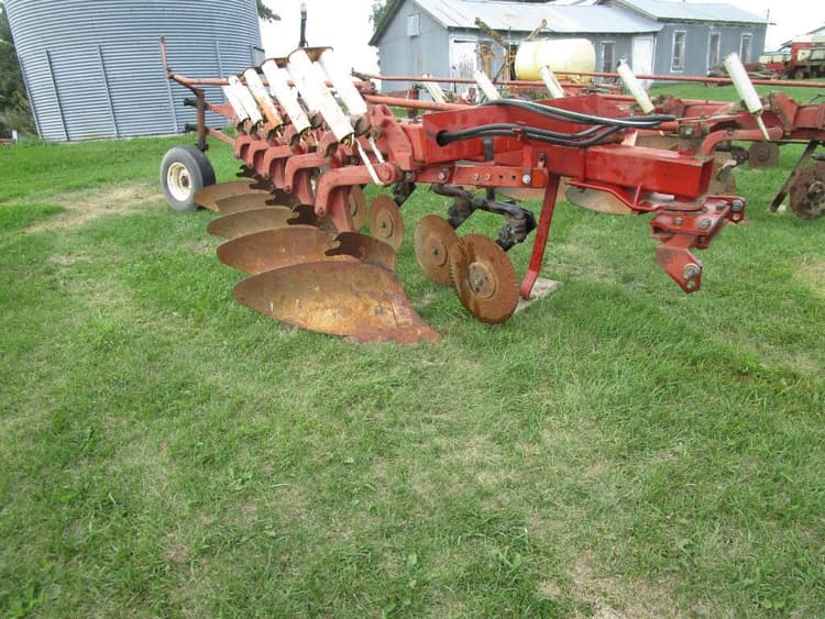 International Harvester 720 Tillage Plows for Sale | Tractor Zoom
