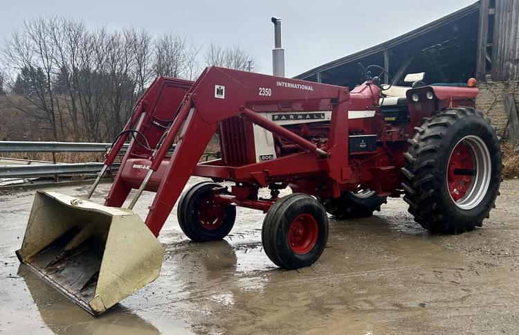 International Harvester 806 Tractors 100 to 174 HP for Sale | Tractor Zoom