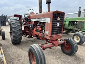 SOLD - INTERNATIONAL 826 Tractors with 102 HP | Tractor Zoom