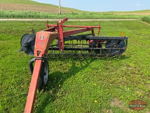 SOLD - International Harvester 86 Lot No. 68 Hay and Forage | Tractor Zoom