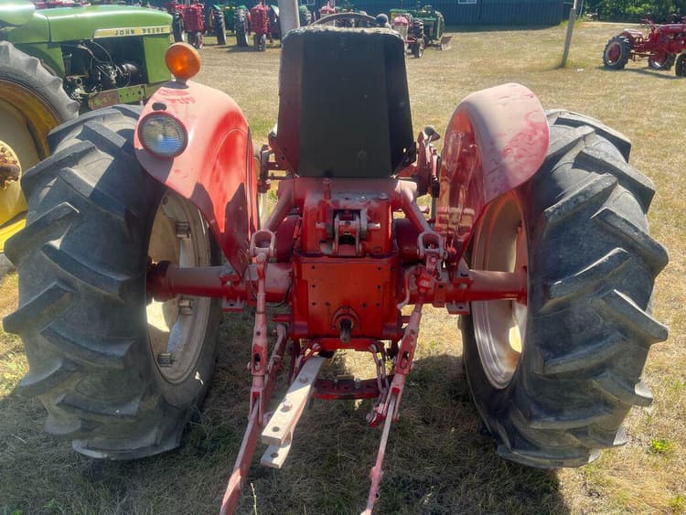 International Harvester B-414 Tractors 40 to 99 HP for Sale | Tractor Zoom