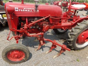 SOLD - INTERNATIONAL CUB Tractors with 13 HP | Tractor Zoom