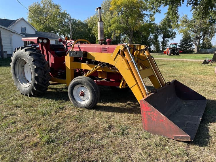 SOLD - International Harvester 656 Tractors 40 to 99 HP | Tractor Zoom