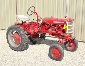 SOLD - Farmall Cub Lot No. 17827 Tractors with 12 HP | Tractor Zoom