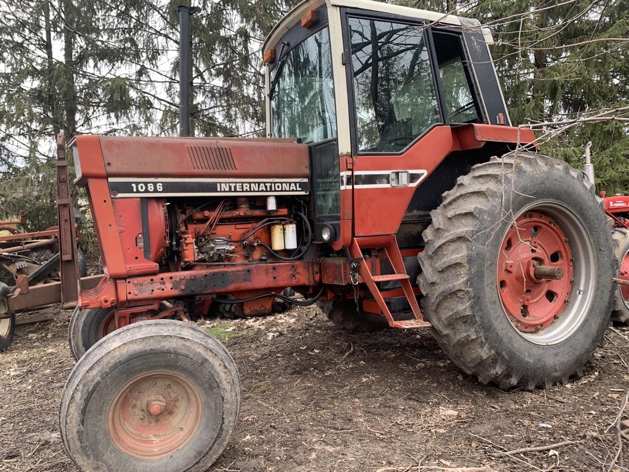 International Harvester 1086 Tractors 100 to 174 HP for Sale | Tractor Zoom