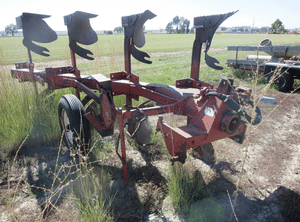 SOLD - International Harvester 140 Tillage with 4 Bottoms | Tractor Zoom