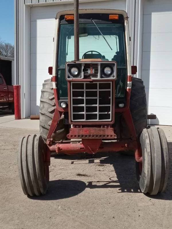 International Harvester 1586 Tractors 175 to 299 HP for Sale | Tractor Zoom