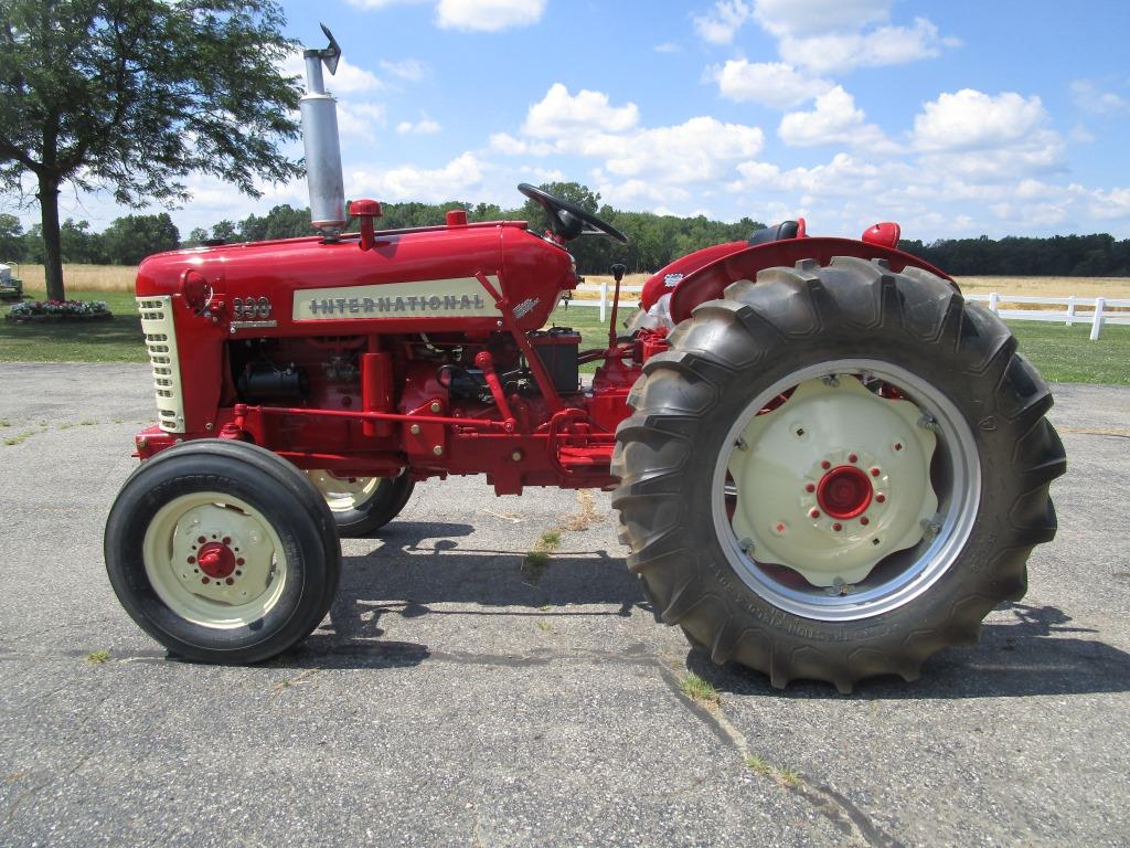 SOLD - International Harvester 330 Lot No. 7df8025e-23d7-11ed-8bec ...