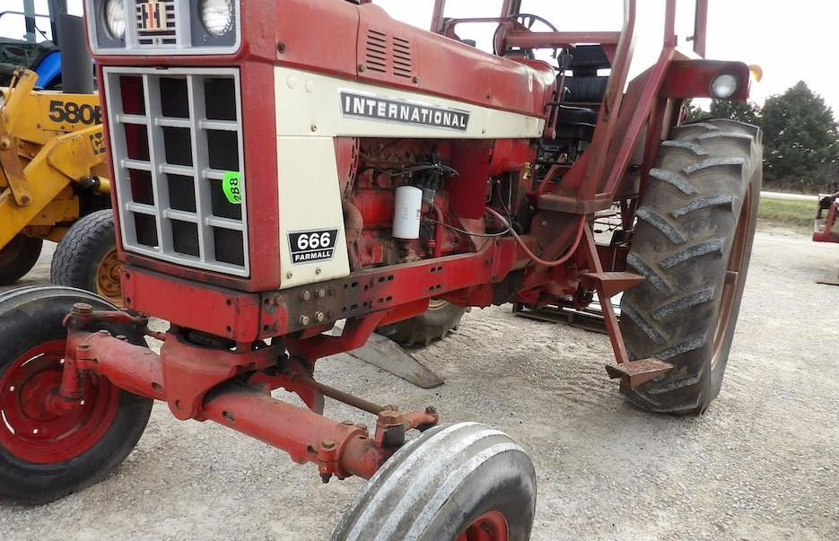 SOLD - International Harvester 666 Tractors with 73 HP | Tractor Zoom