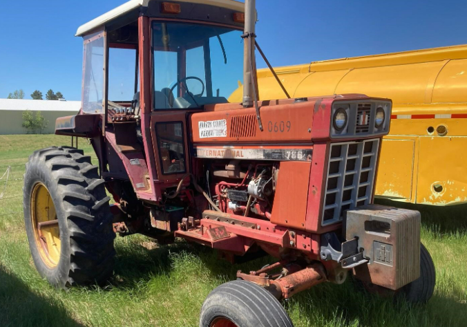SOLD - International Harvester 786 Lot No. f1e8ea77-01ec-11ed-9544 ...