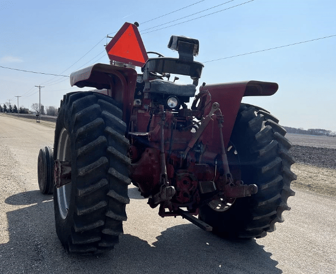 International Harvester 806 Tractors 100 to 174 HP for Sale | Tractor Zoom