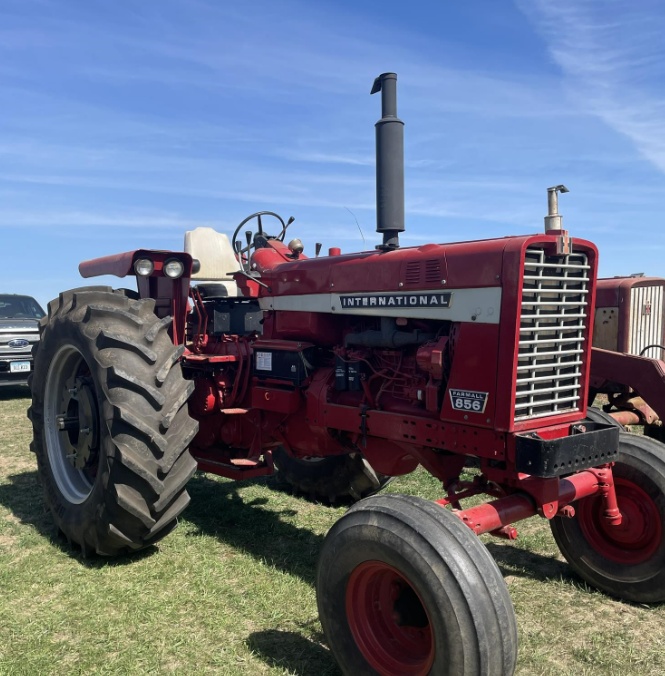 SOLD - International Harvester 856 Tractors with 7,000 Hrs | Tractor Zoom