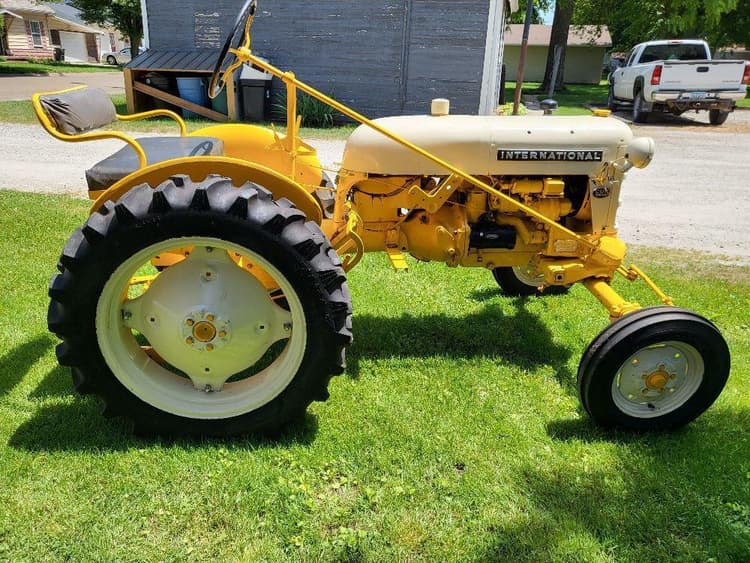 1963 International Harvester Cub Lo-Boy Tractors Less than 40 HP for ...