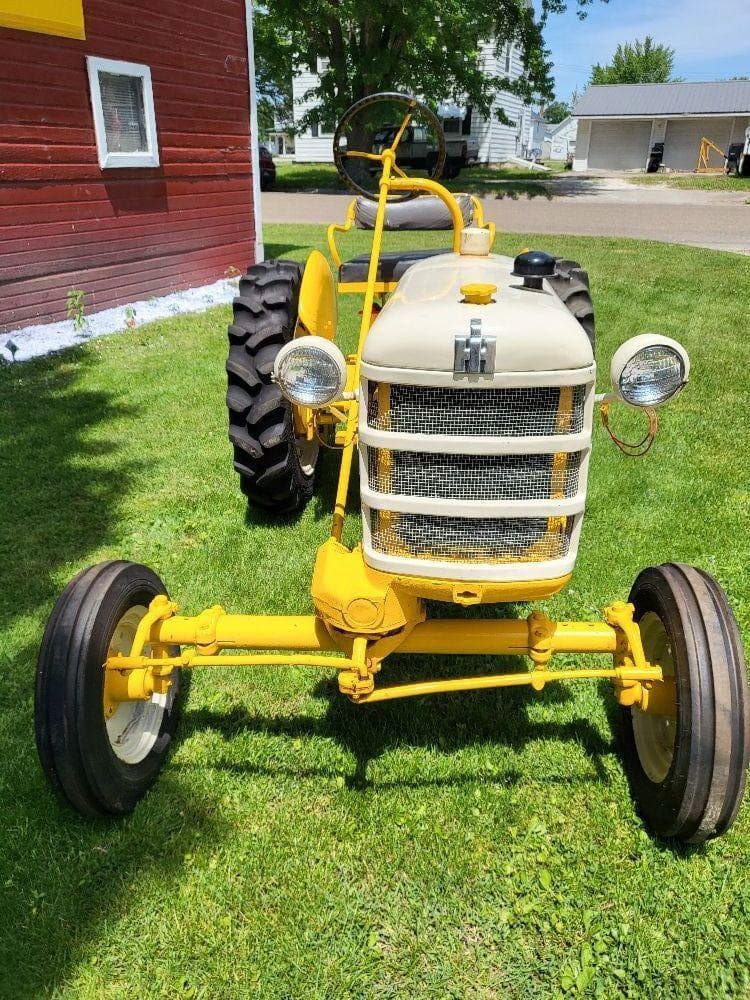1963 International Harvester Cub Lo-Boy Tractors Less than 40 HP for ...