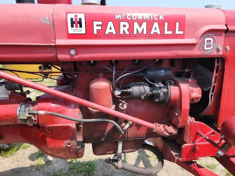 Farmall B Tractors Less than 40 HP for Sale | Tractor Zoom