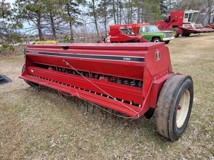 International Harvester 5100 Planting Grain Drills for Sale | Tractor Zoom