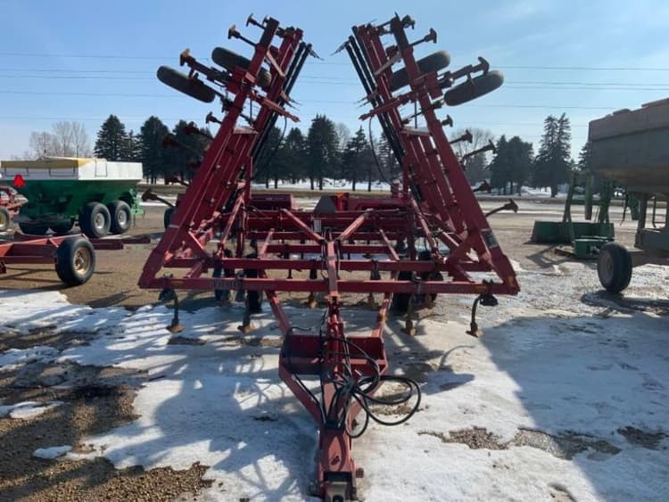 Case IH 4800 Tillage Field Cultivators for Sale | Tractor Zoom