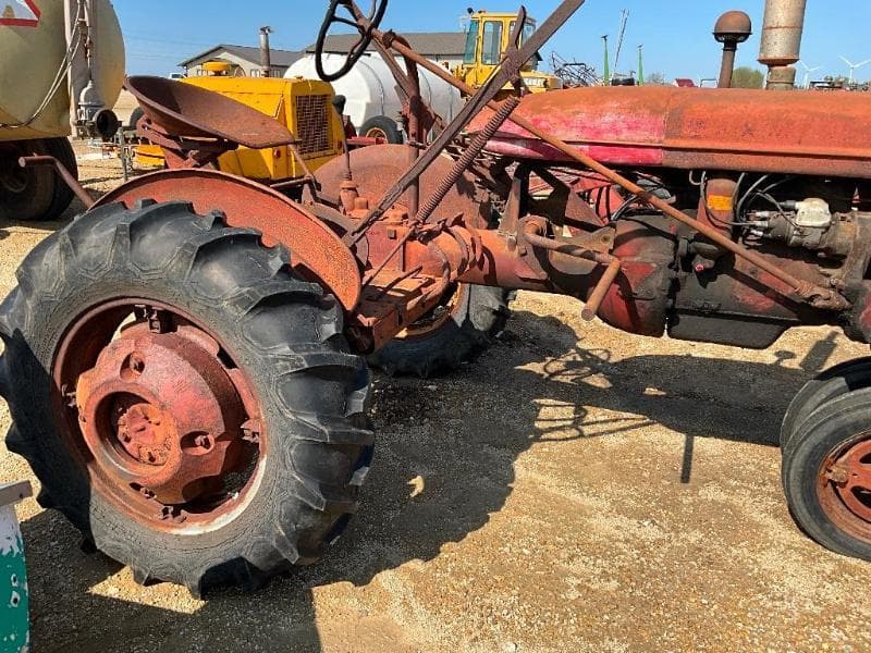 1941 Farmall B Tractors Less than 40 HP for Sale | Tractor Zoom
