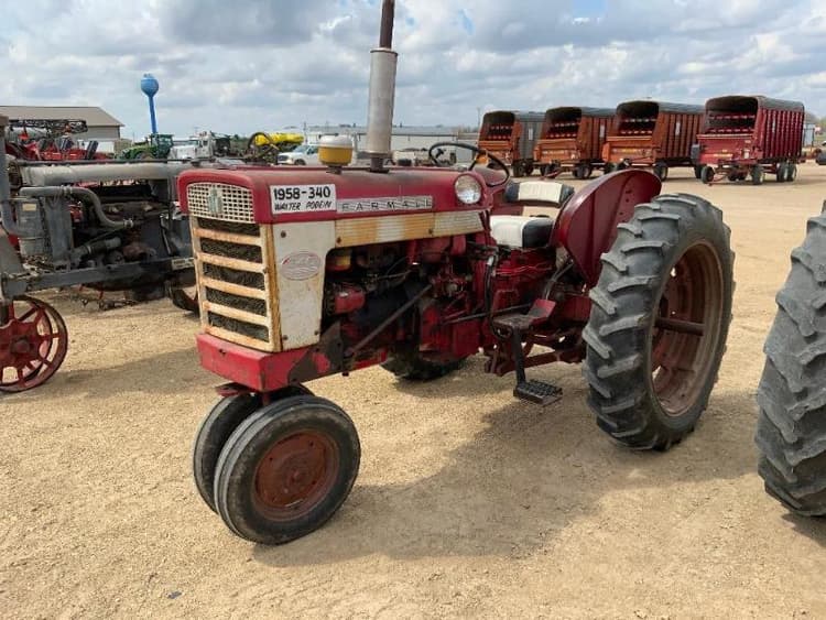 SOLD - 1958 Farmall 340 Tractors 40 to 99 HP | Tractor Zoom