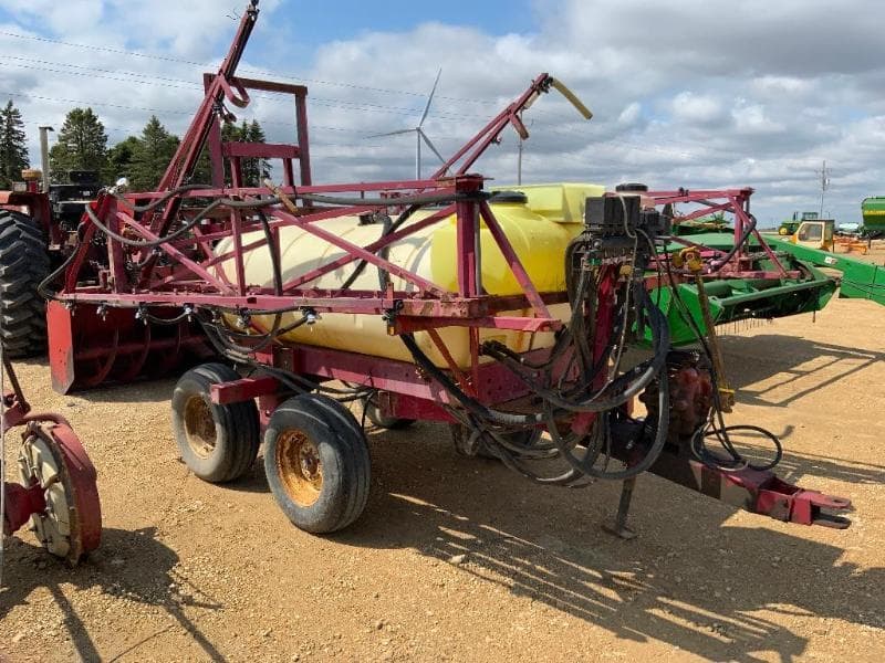 Hardi 1000 Chemical Applicators Sprayers - Pull Type for Sale | Tractor ...