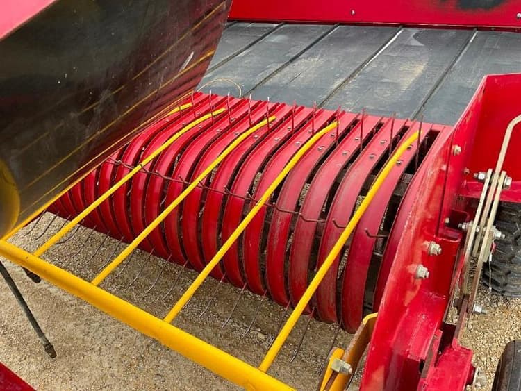 New Holland 166 Hay and Forage Hay - Mergers for Sale | Tractor Zoom