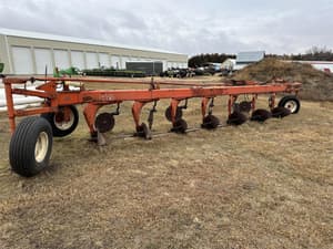 SOLD - J.I. Case 700 Lot No. 5870 Tillage with 7 Bottoms | Tractor Zoom