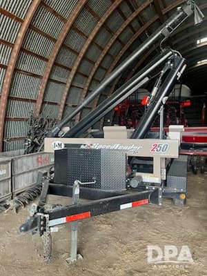 SOLD - J&M Speed Tender Pro 250 Lot No. 425 Planting | Tractor Zoom