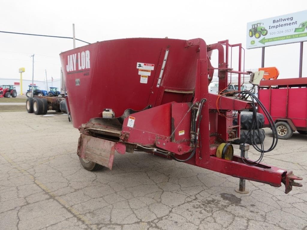 Jaylor 4405 Hay and Forage Grinders/Mixers for Sale | Tractor Zoom