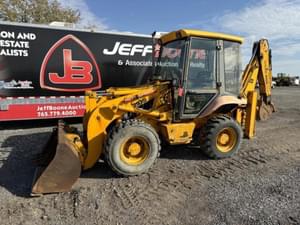 SOLD - JCB 210S Lot No. 1075 Construction with 4,352 Hrs | Tractor Zoom