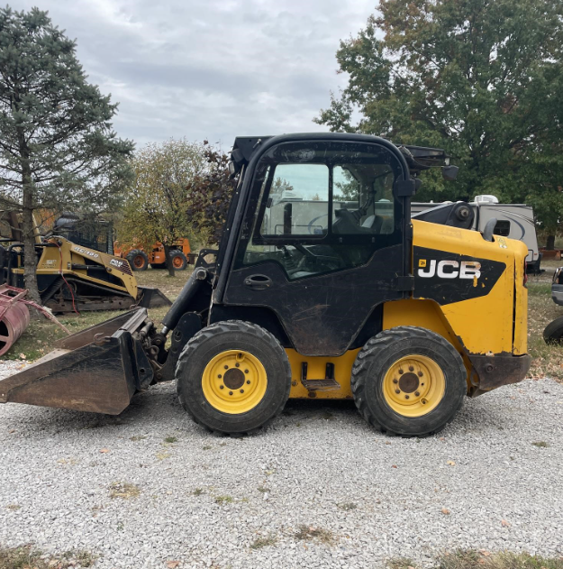 SOLD - JCB 300 Construction with 3,538 Hrs | Tractor Zoom