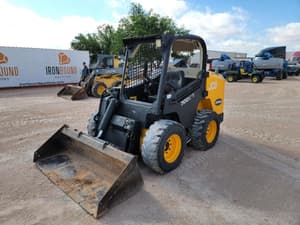 SOLD - JCB 300 Skid Steer Loader Construction with 3,453 Hrs | Tractor Zoom