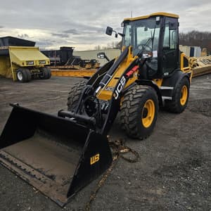SOLD - JCB 409 Lot No. 417478 Construction with 31 Hrs | Tractor Zoom
