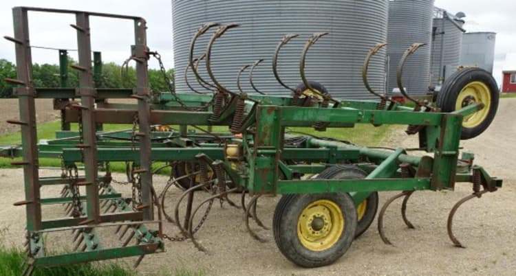 John Deere 1010 Tillage Field Cultivators for Sale | Tractor Zoom