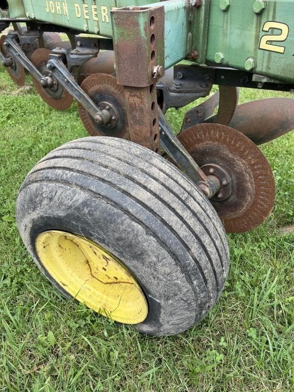 John Deere 2700 Tillage Plows for Sale | Tractor Zoom