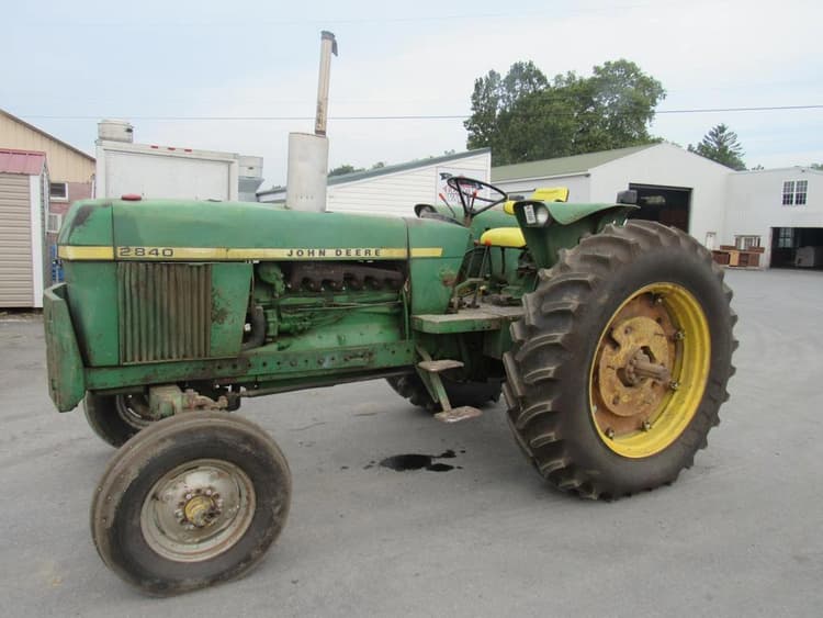 SOLD - John Deere 2840 Tractors 40 to 99 HP | Tractor Zoom