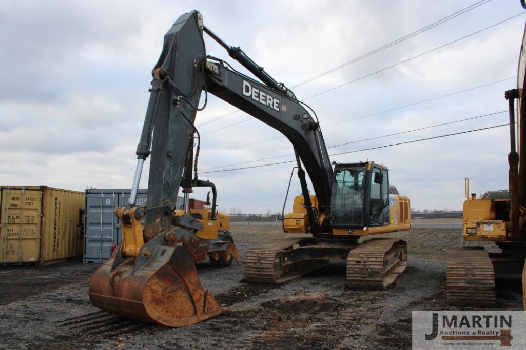 SOLD - John Deere 290G LC Construction Excavators | Tractor Zoom
