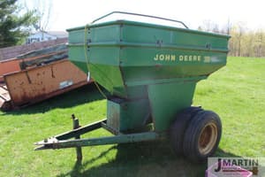 SOLD - JD 300 2 ton fert spreader Chemical Applicators with --- Hrs ...