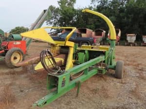 John Deere 3940 Lot No. 57 Harvesting For Sale | Tractor Zoom