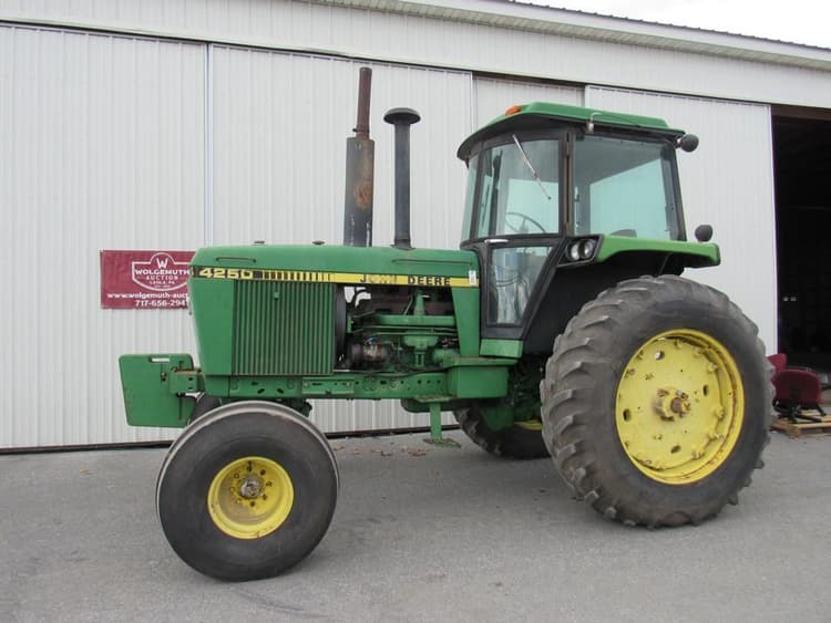 SOLD - John Deere 4250 Tractors 100 to 174 HP | Tractor Zoom