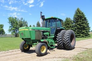 John Deere 4640 Tractors For Sale with 12,938 Hrs | Tractor Zoom