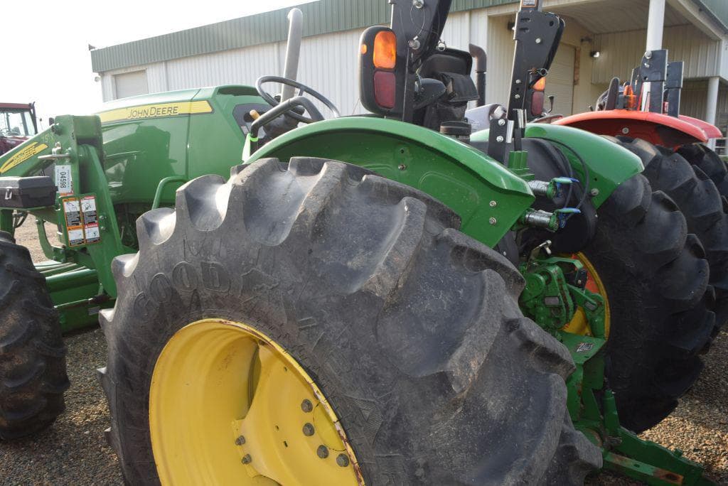 John Deere 5085E Tractors 40 to 99 HP for Sale | Tractor Zoom