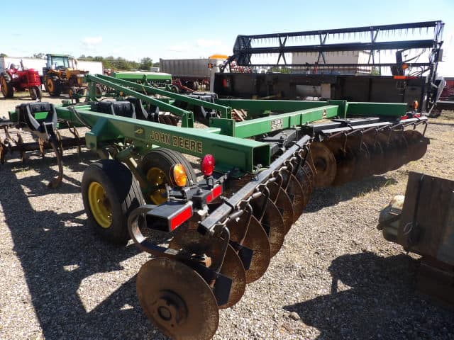 John Deere 510 Lot No. 8800 Tillage For Sale with 5 Shanks | Tractor Zoom