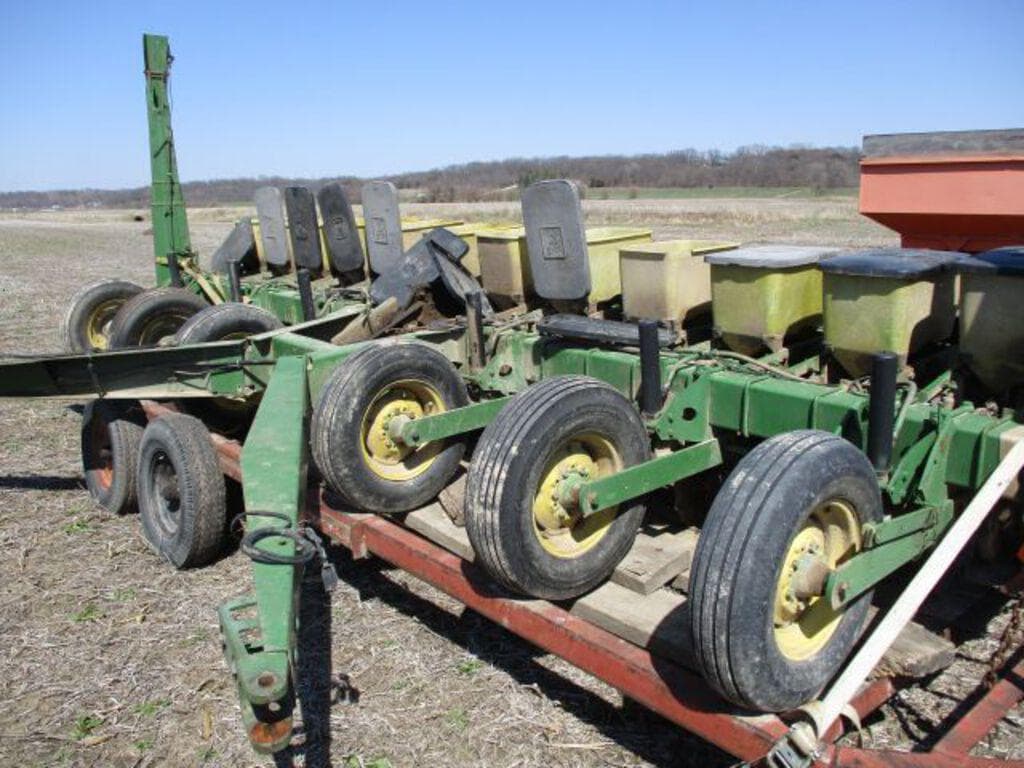 John Deere 7000 Planting Planters for Sale | Tractor Zoom