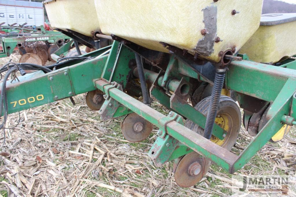 John Deere 7000 Planting Planters for Sale | Tractor Zoom