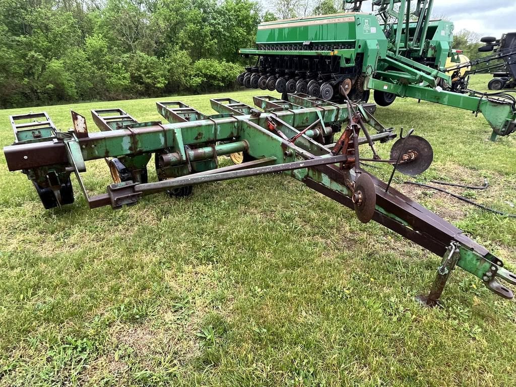 John Deere 7000 Planting Planters for Sale | Tractor Zoom