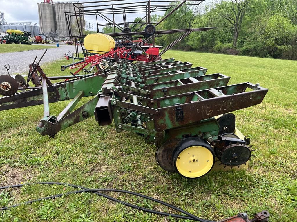 John Deere 7000 Planting Planters for Sale | Tractor Zoom