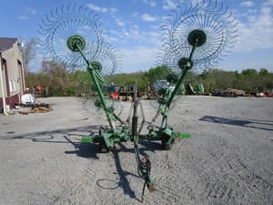 SOLD - JD 702 10 WHEEL V-RAKE Hay and Forage | Tractor Zoom